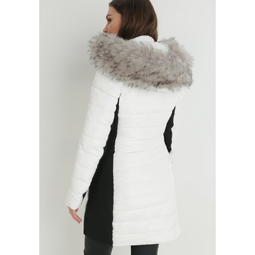 Biała Kurtka do Kolan Pikowana z Odpinanym Futerkiem Endelyn Born2be Odzież