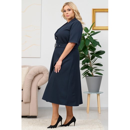 Sukienka biznesowa rozkloszowana z guziczkami i paskiem KASJANA ...